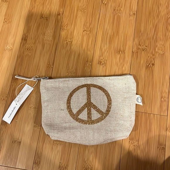 koala kanvas | Bags | Nwtkoala Kanvas Clutch Gold Peace Sign | Poshmark